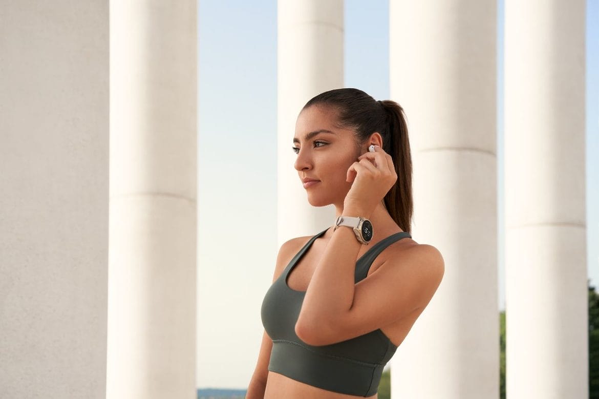 Garmin accompagne la haute performance avec sa montre connectée Epix ...